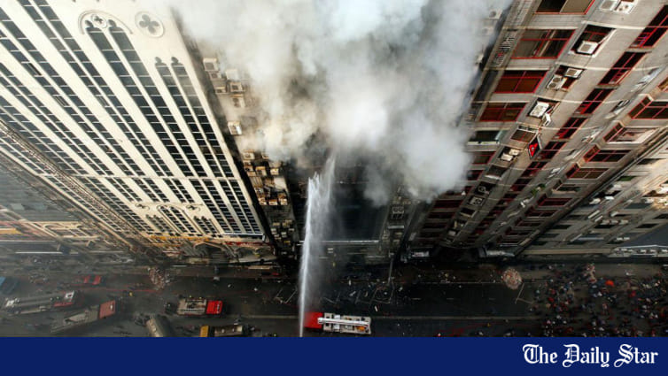 Horrific fire at FR tower | The Daily Star