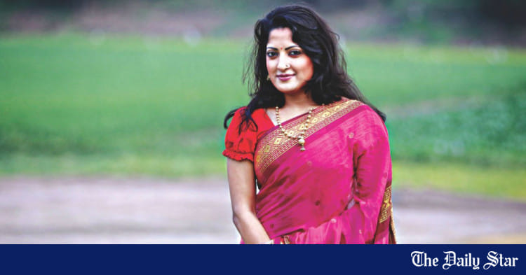 On broken hearts and a first crush Up close with Homayra Himu