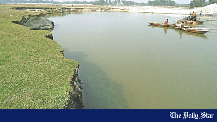 Mindless stone lifting from rivers triggers erosion | The Daily Star