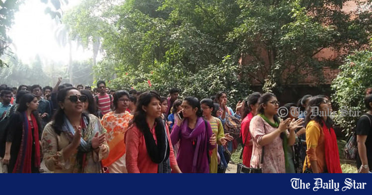 JU students vow to stay on campus, continue protest | The Daily Star