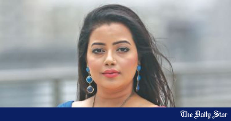 Singer Tahsan and Kona's Bangla new song 'Keno Ke Jane' catches on