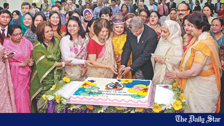 Mini Mart celebrates 20 years in business | The Daily Star