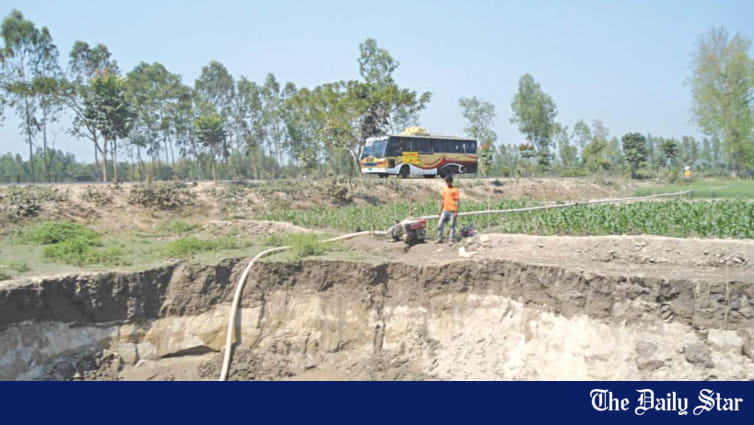Mindless sand lifting poses threat to highway | The Daily Star