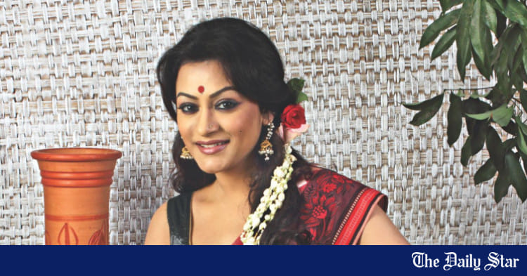 FEMME FABULOUS - MOUSUMI NAG | The Daily Star