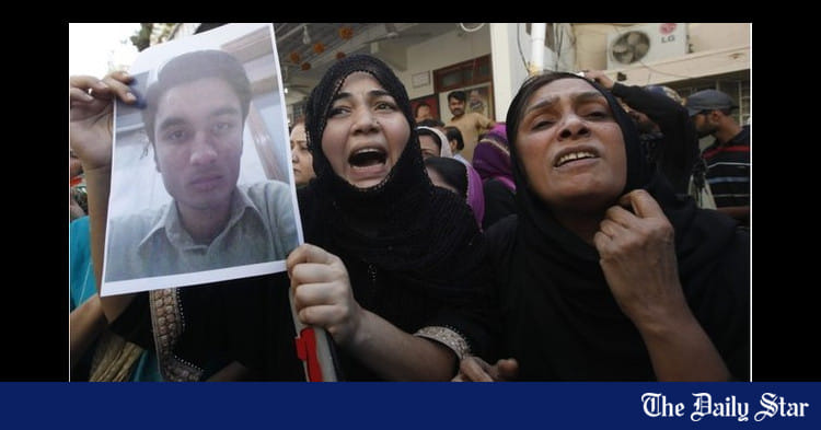 Pakistan Soldiers Raid MQM Office | The Daily Star