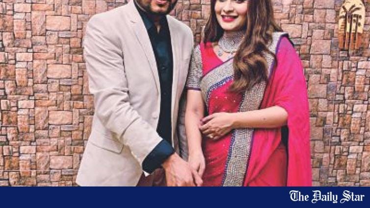 Putul dolls up for her wedding | The Daily Star