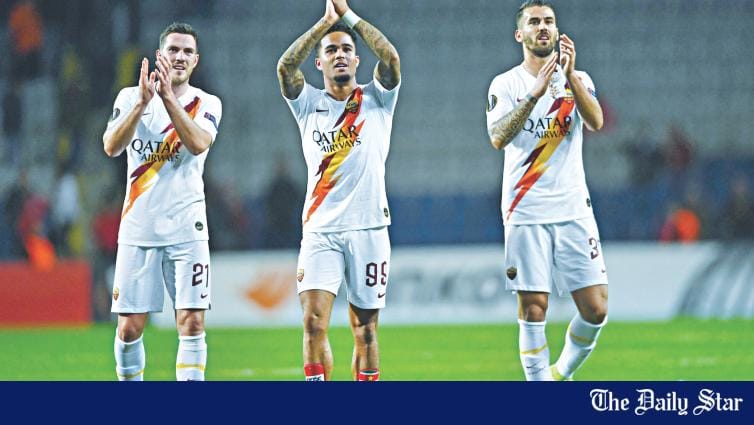 Roma stay close to leaders with 4-1 win at Fiorentina | The Daily Star