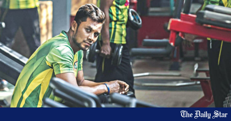 Sabbir in hot water for racial slurs and throwing a stone at Sunny ...