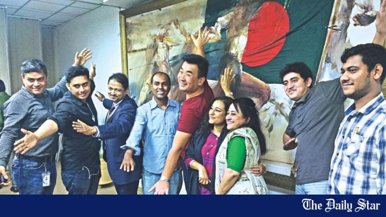 'AvGeek' Sam Chui lands in Dhaka | The Daily Star