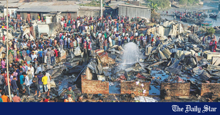 At least 9 burnt dead in Chattogram slum fire | The Daily Star