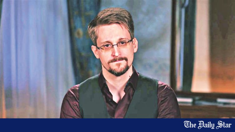 Putin grants Edward Snowden Russian citizenship | The Daily Star