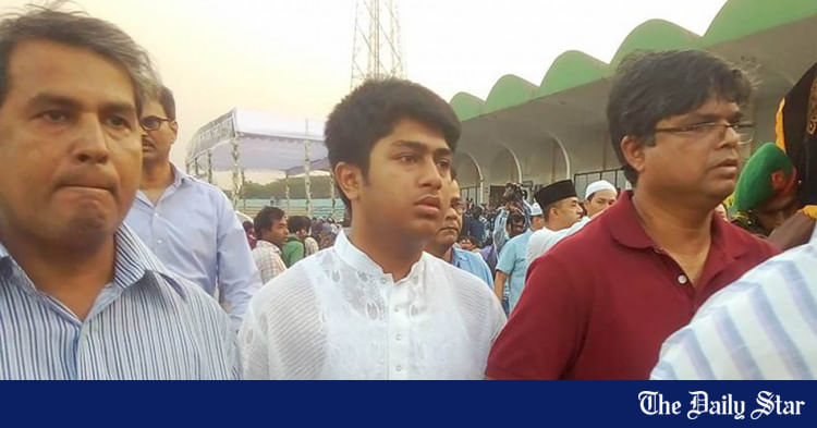Son receives pilot Abid Sultan’s body at Bangladesh Army Stadium | TDS