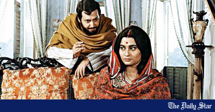 Revisiting Soumitra Chatterjee’s iconic roles | The Daily Star