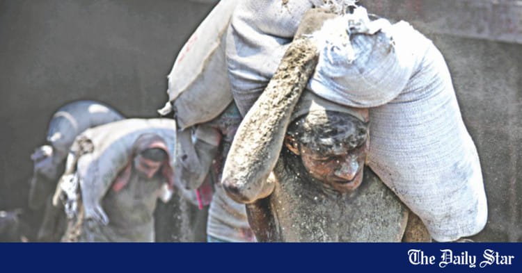 Toiling Away in Terrible Conditions | The Daily Star
