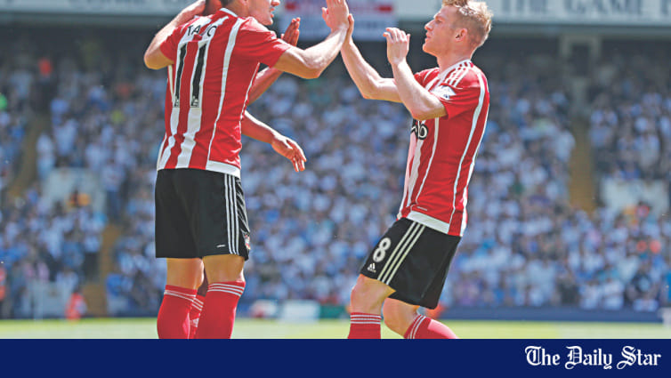 Davis double downs Spurs | The Daily Star