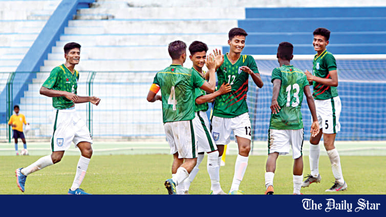 U-15s make flying start | The Daily Star