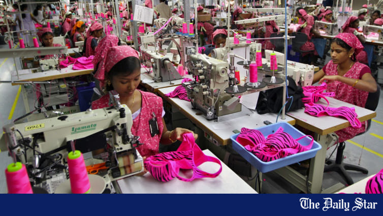With creches shut, mothers forced out of garment factory jobs in India ...