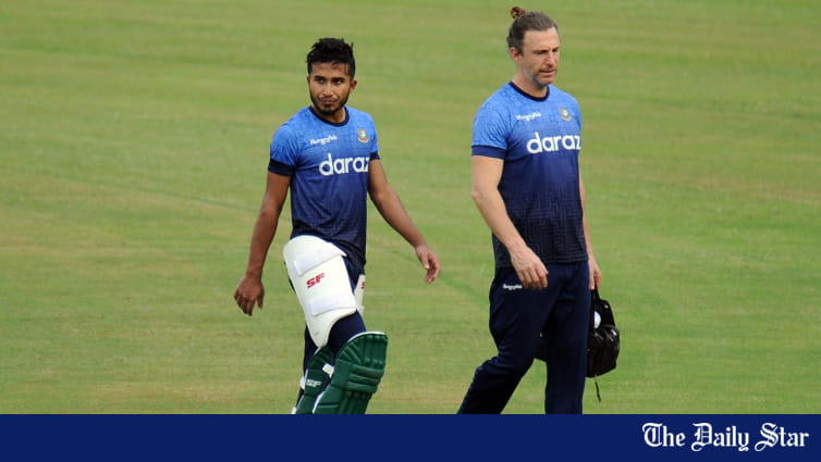 Afif gets injury scare | The Daily Star