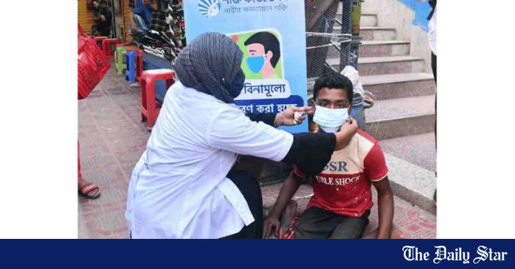 Shakti Foundation continues giving out free masks | The Daily Star