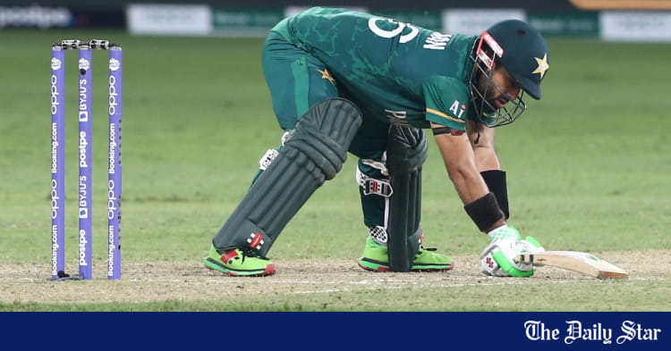 Malik, Rizwan in doubt against Aussies | The Daily Star