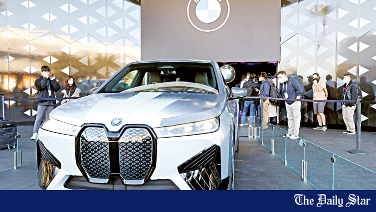 BMW unveils colour-changing car | The Daily Star