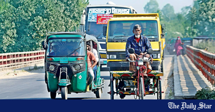 3-wheeler accidents triple in a year | The Daily Star