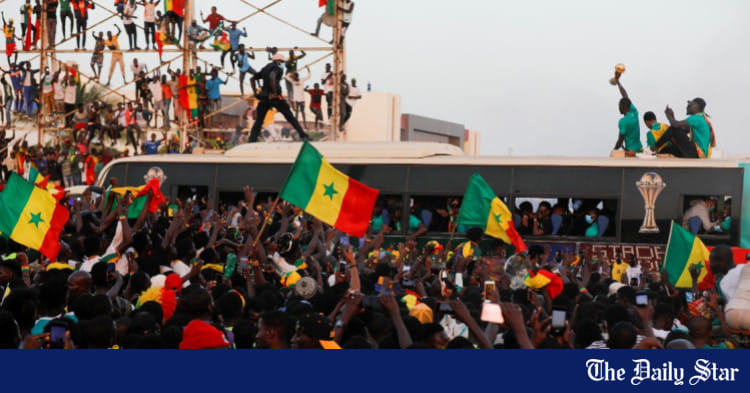 Ecstatic Senegal greet AFCON heroes on return | The Daily Star