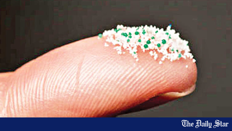 Microplastics found in live human lungs for first time | The Daily Star