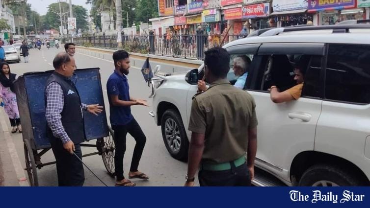 Van-puller says Sylhet mayor hit him with stick, photo goes viral | The ...