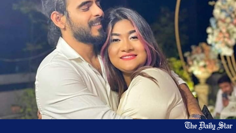 Siam Ahmed and Shamma Abantee blessed with baby boy | The Daily Star