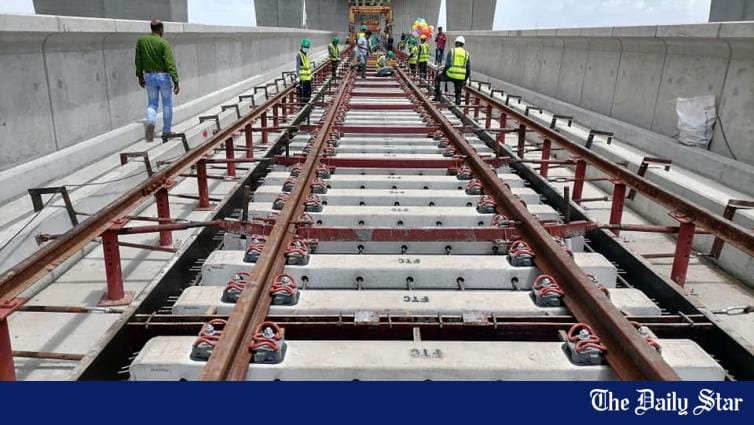 Padma Bridge: Installation of rail track begins | The Daily Star