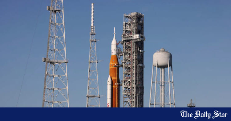 NASA's test flight of new moon rocketship postponed after engine ...