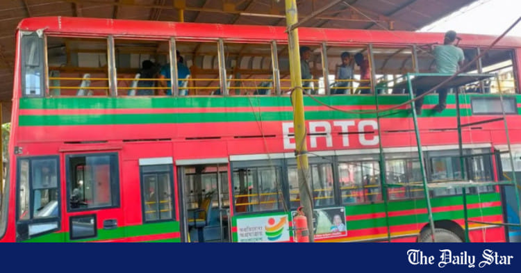 Open-top bus getting ready for SAFF champion women's team
