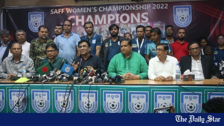 SAFF champions' treatment shows how we devalue women | The Daily Star