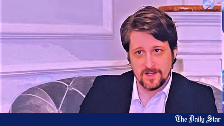 Putin grants Russian citizenship to Edward Snowden | The Daily Star