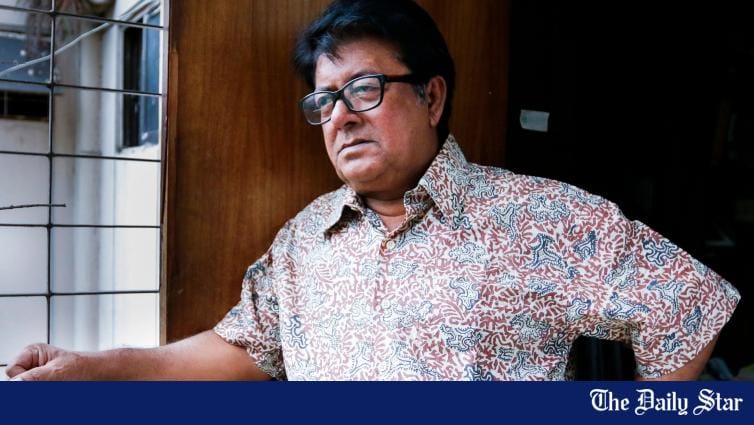 Mamunur Rashid wins prestigious Momtazuddin Ahmed award