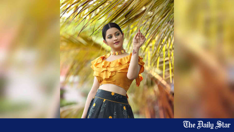 Pori Moni returns home from hospital | The Daily Star