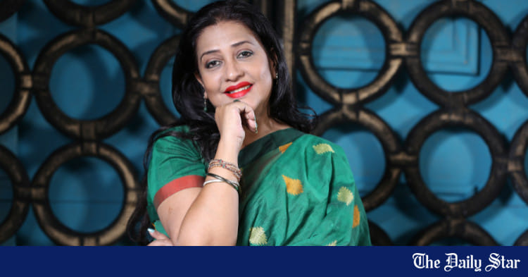 Suborna Mustafa hurt after falling down staircase | The Daily Star