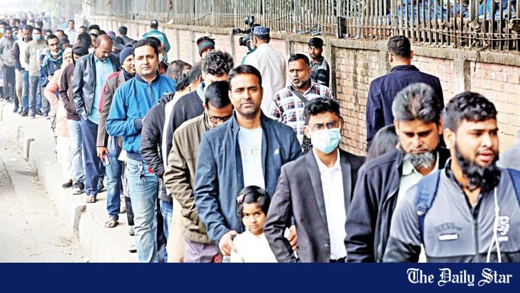Metro Rail: Huge crowd for weekend ride | The Daily Star