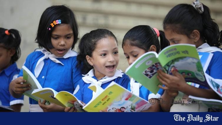 New textbook distribution in pictures | The Daily Star