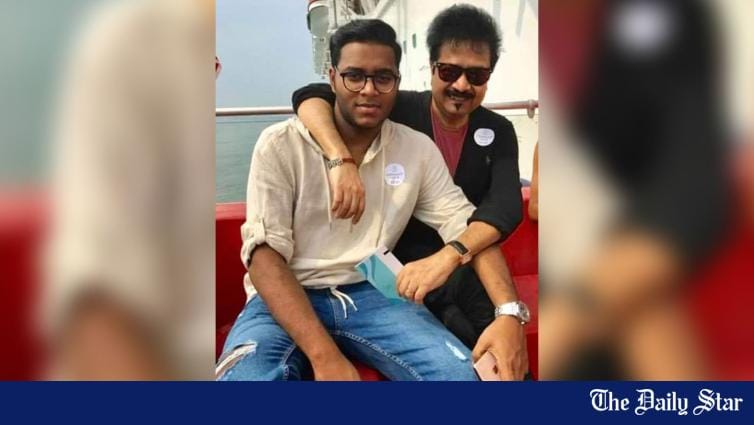 Kumar Bishwajit prays for Nibir’s deceased friends | The Daily Star