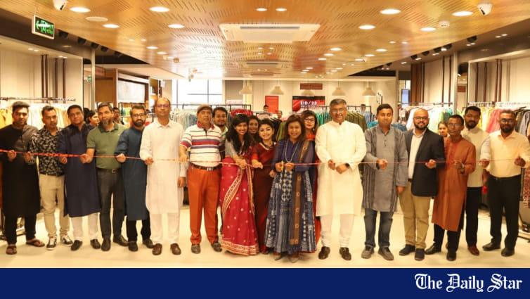 Aarong shifts Narayanganj outlet | The Daily Star