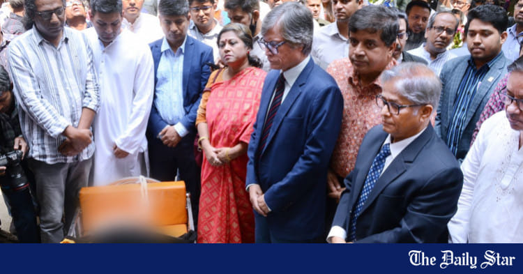 DU pays tribute to sculptor Shamim Sikder | The Daily Star