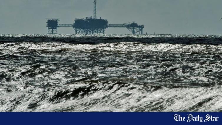 Oil prices jump after oil powers' announcement of output cut
