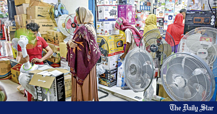 Fan sales soar as heatwave continues | The Daily Star