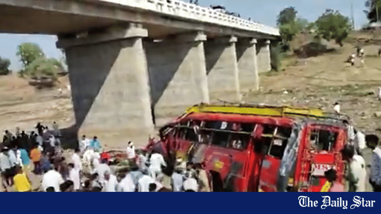 22 killed as bus falls off bridge in India's Madhya Pradesh | The Daily ...