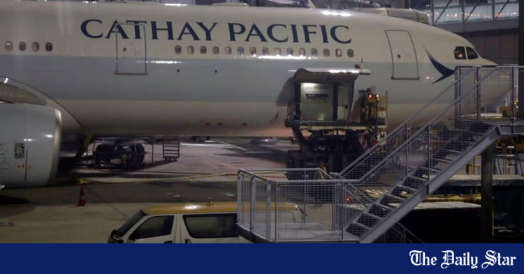 Cathay Pacific sacks flight crew for making fun of passengers | The ...