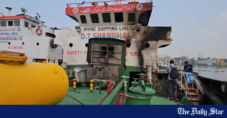 Eight injured in oil tanker explosion | The Daily Star