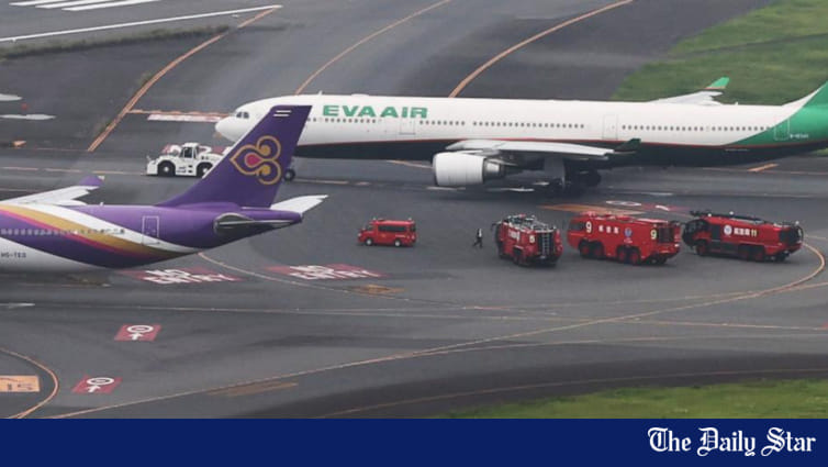 Two planes collide on Tokyo runway | The Daily Star