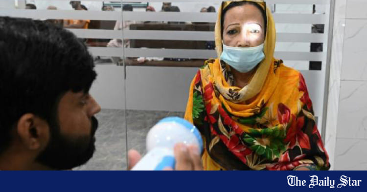 Eye virus outbreak: 56,000 Pakistan schools shut | The Daily Star